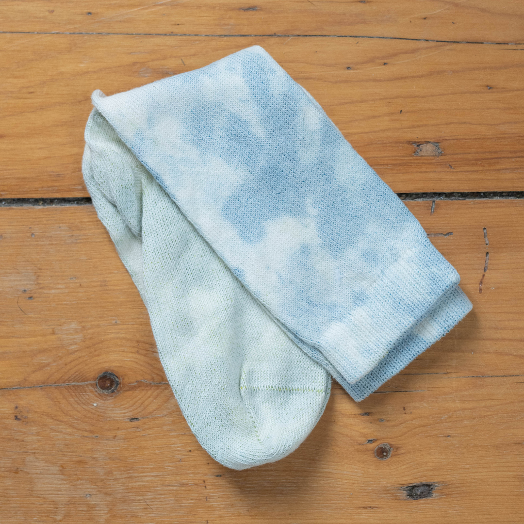 Hand Dyed AMA Gizmo Lightweight Socks – American Made Alpaca